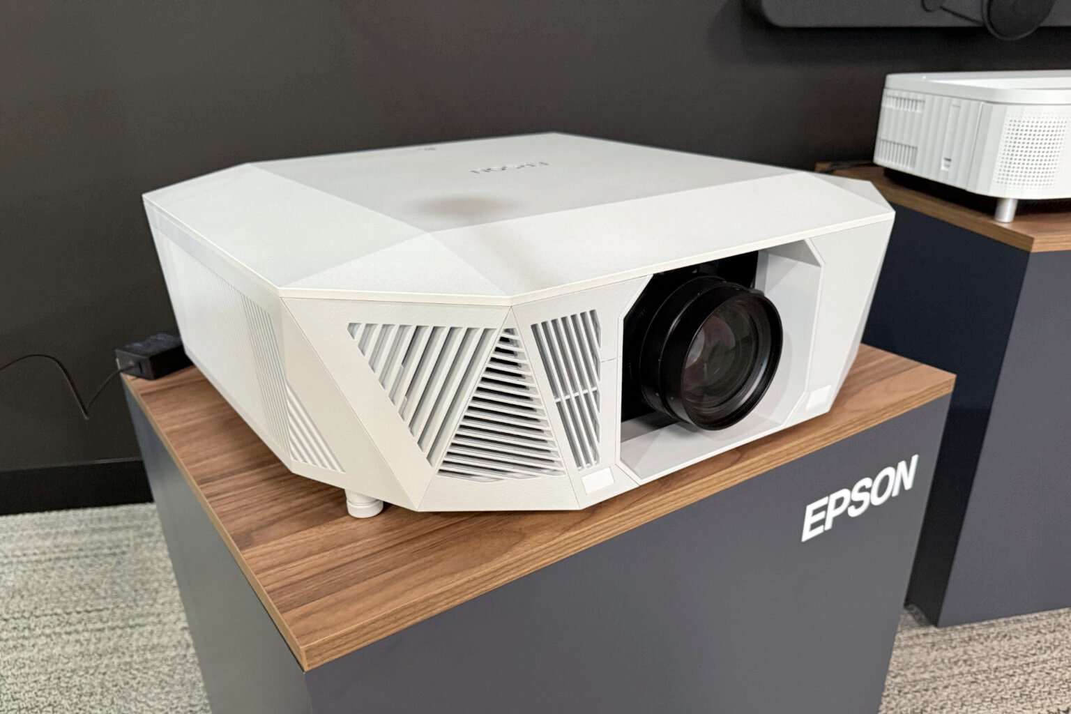 Epson's $25k EH-QL3000 projector doesn't need darkness to thrive