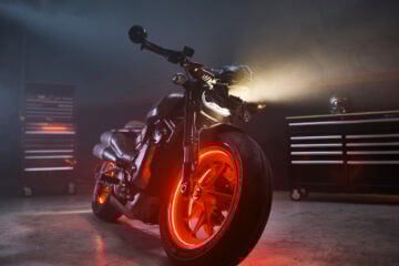 Doom-inspired Harley-Davidson motorcycle ready to rip and tear