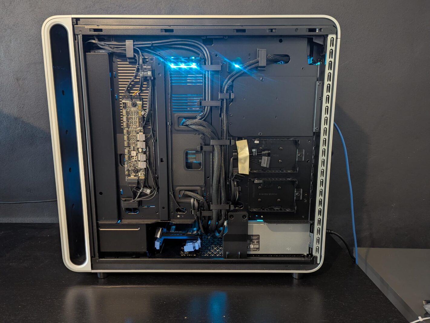 Alienware Area-51 PC review: Quiet performance, loud price tag