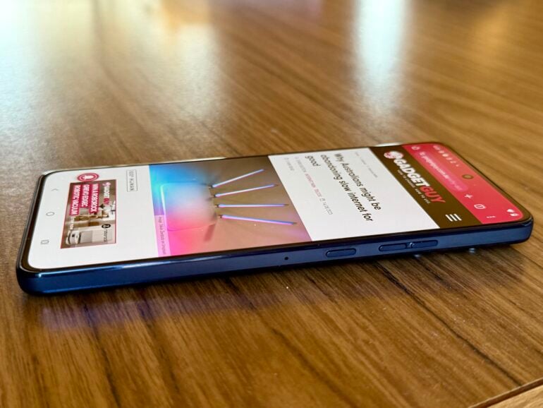 Motorola Moto G86 Power 5G review: Power on with a long battery