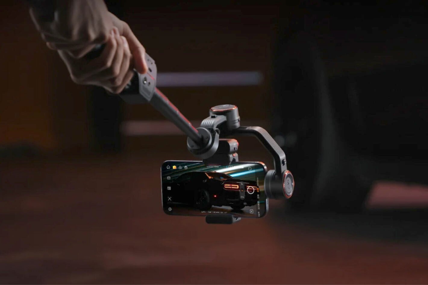 Hohem iSteady M7 turns your phone into a pro-level gimbal camera