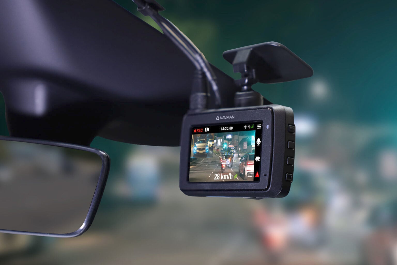 Navman's smarter new MiVue dash cams record your parked car